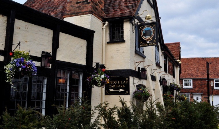 The Hinds Head: Η υπέροχη pub του Heston Blumenthal στο Bray