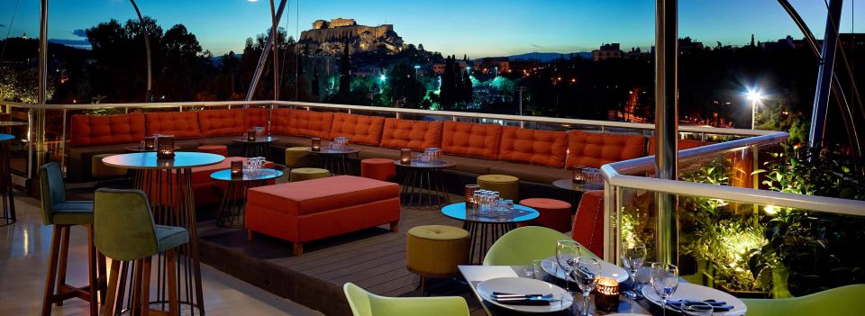 Skyfall: Mainstream και το εννοεί | The FNL Guide