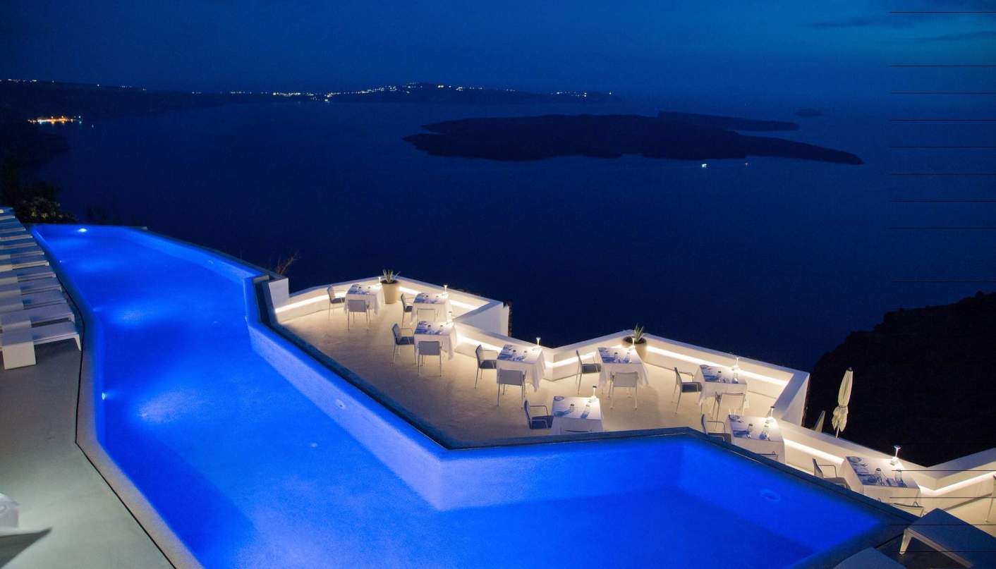 Σαντορίνη: 4 Cocktail Bar ξενοδοχείων στην πρώτη γραμμή και άλλες ...