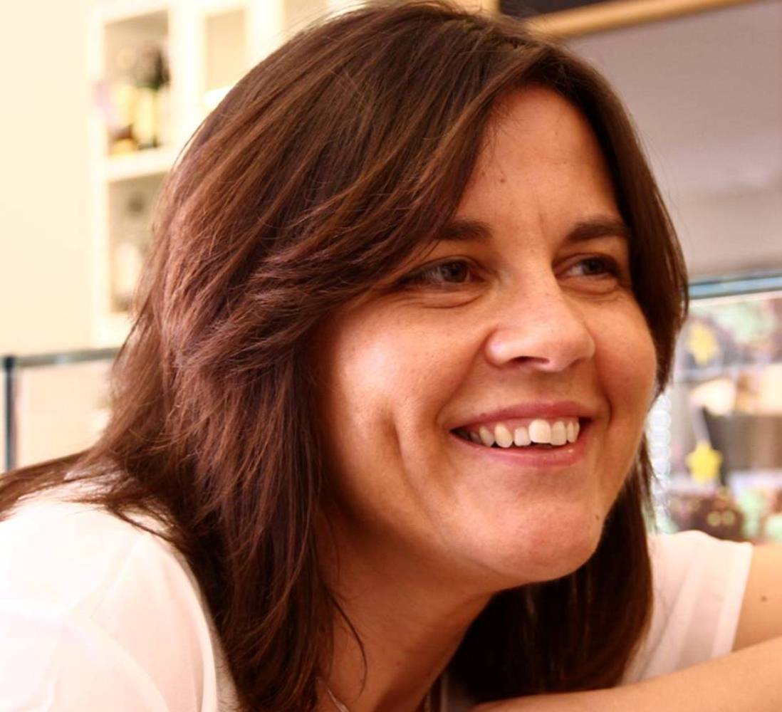 Βάσω Βούρδα - The FNL Guide