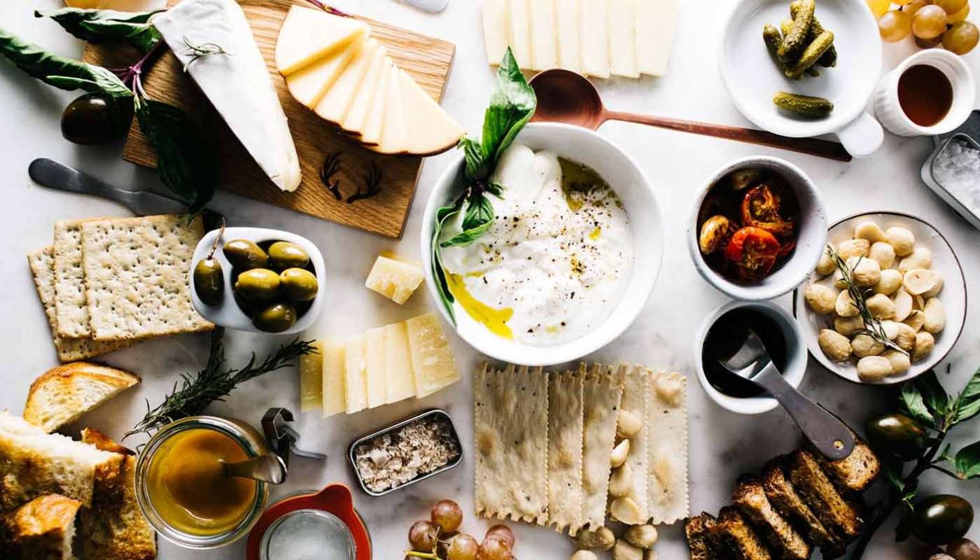 Με τι μπορώ να συνοδεύσω ένα τυρί; | The FNL Guide