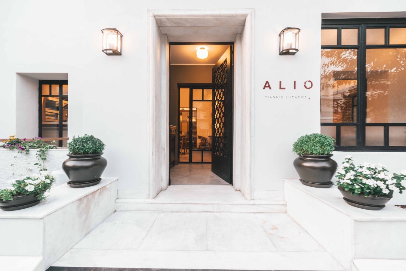 Alio: Ο Γιάννης Λουκάκος ανεμίζει ιταλική σημαία στο Χαλάνδρι | The FNL ...