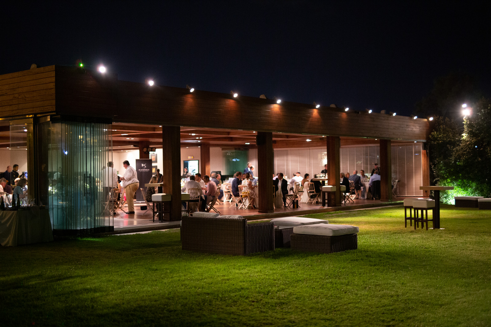 Το Τραβόλτα στο FNL Garden: εντυπώσεις και φωτογραφίες | The FNL Guide