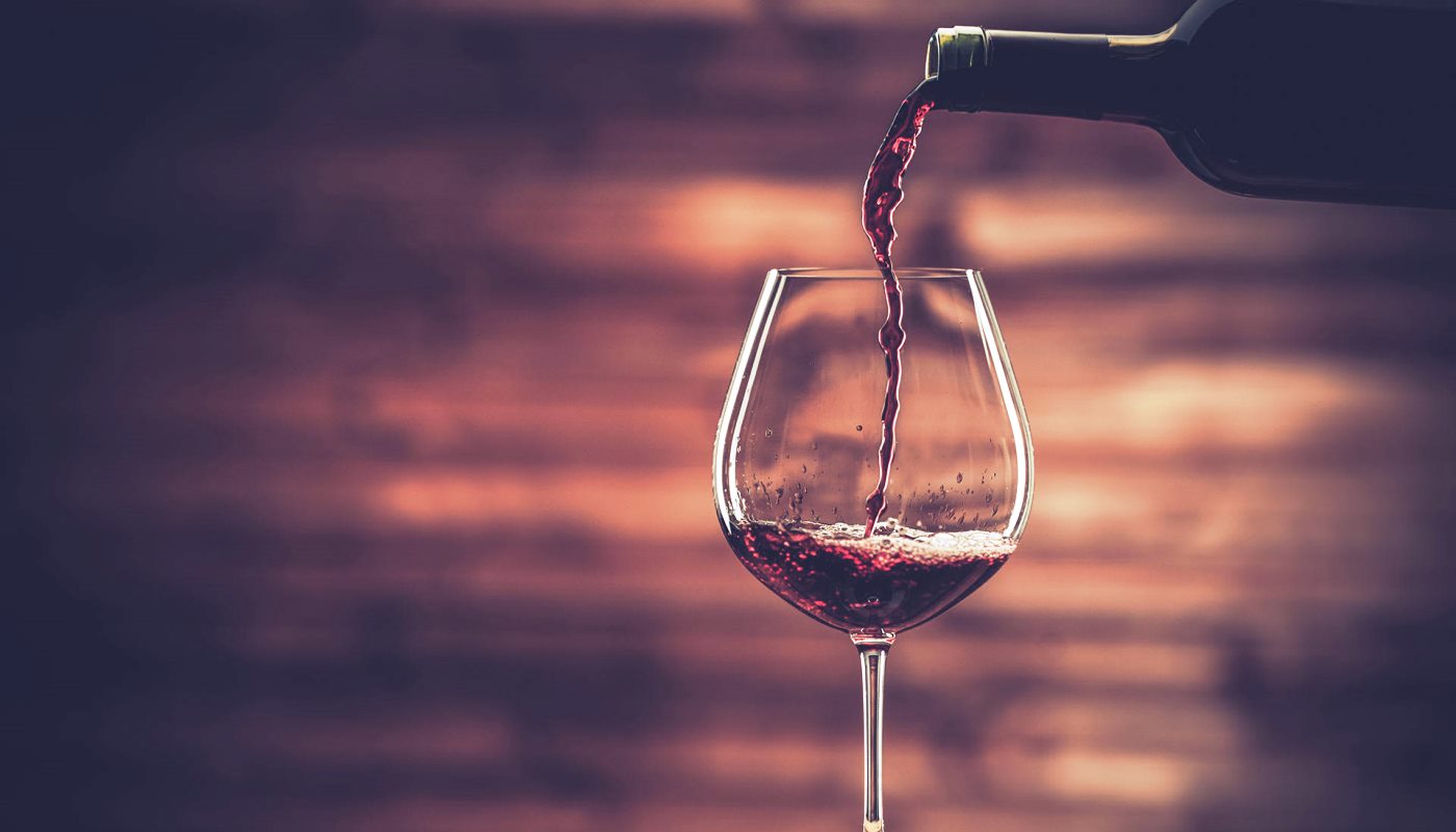 10 Syrah που ακόμα και ένας εχθρός της ποικιλίας θα απολάμβανε! | The ...