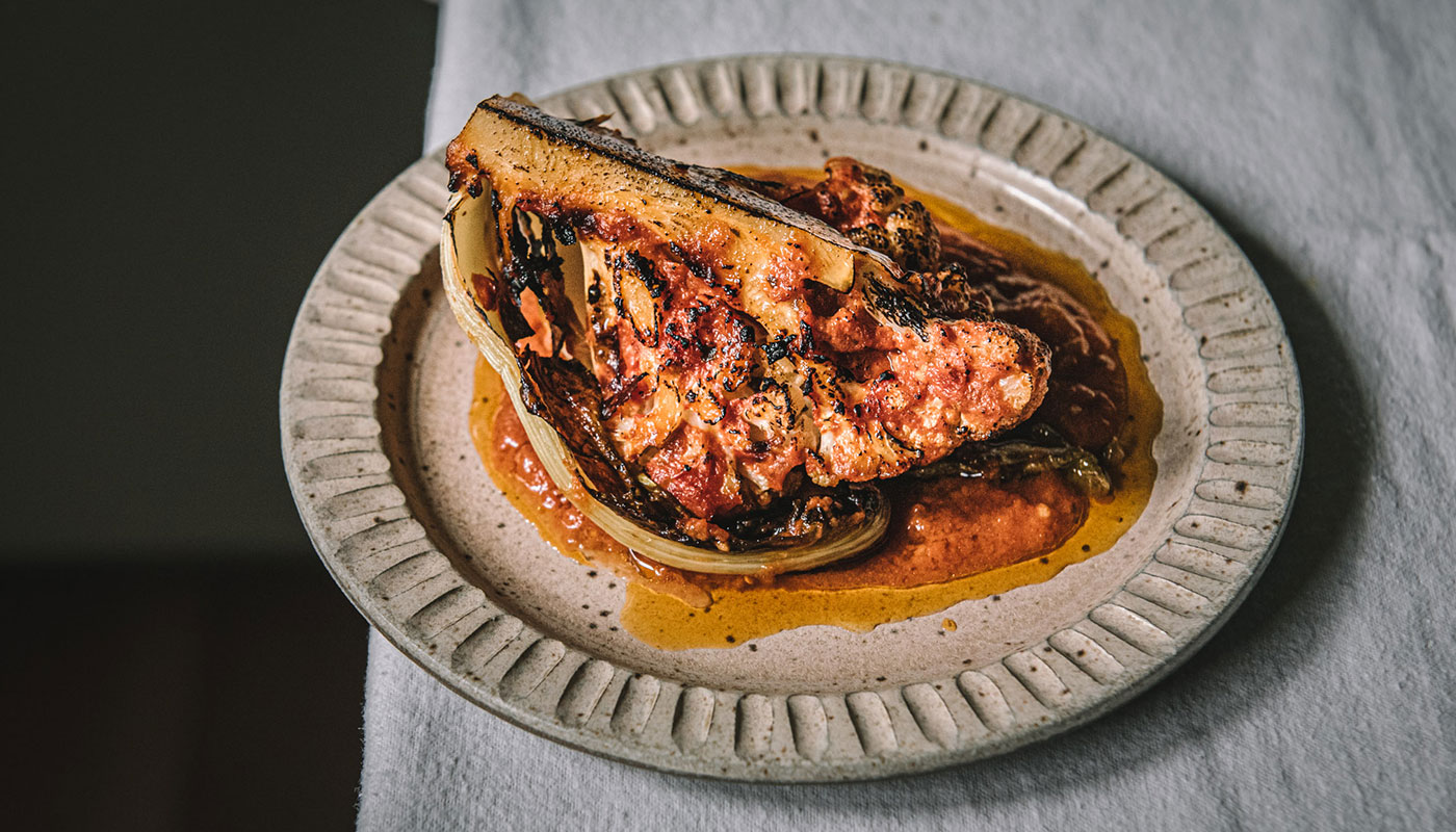 Ψητό κουνουπίδι με σάλτσα ντομάτας | The FNL Guide