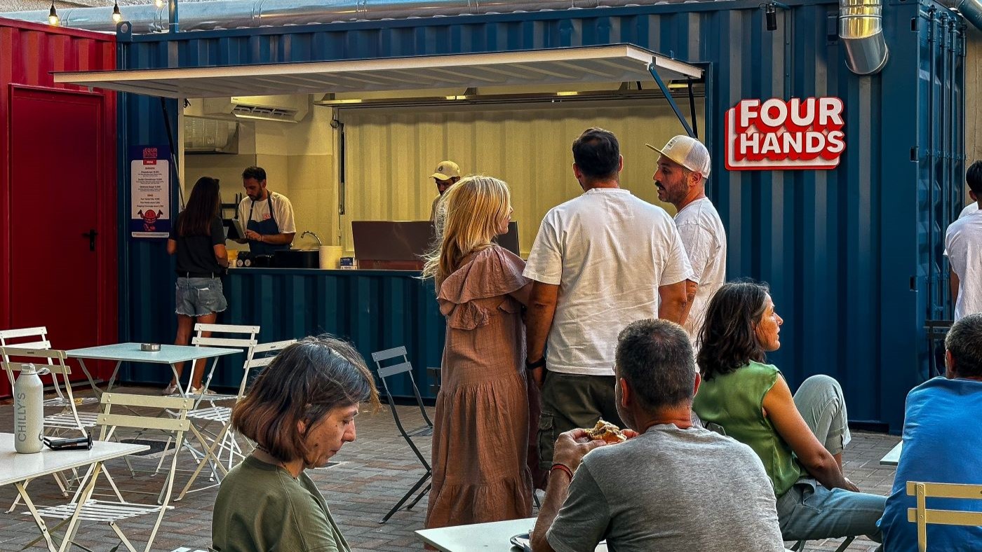 Four Hands: Burgers φωτισμένα με αστέρια Michelin | The FNL Guide