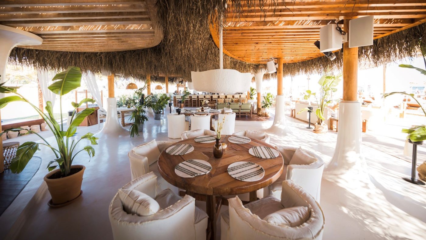 The Lemon Tree and Co Athens Riviera: Μια ηχηρή άφιξη στην παραλία της ...